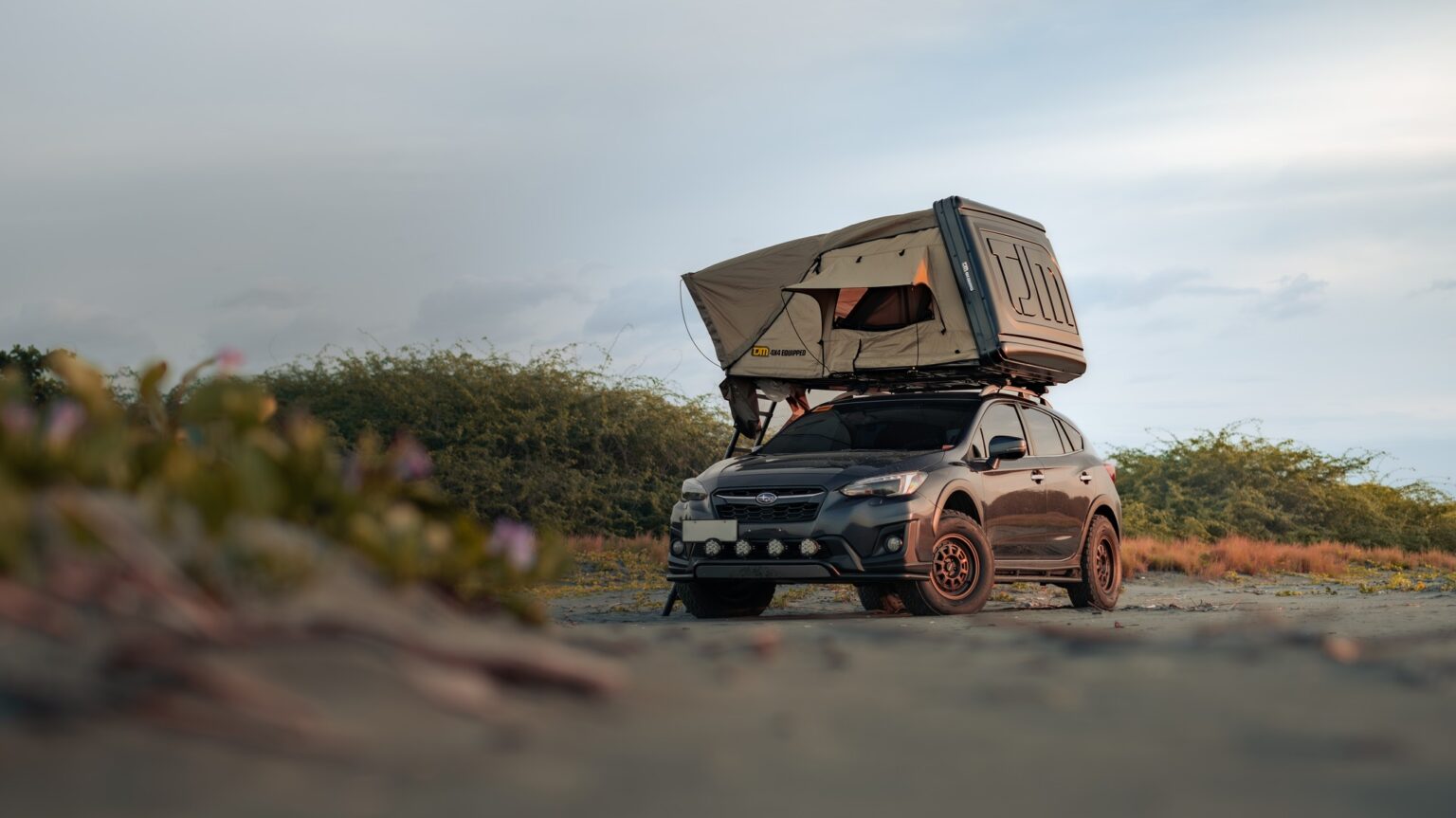 Lều dã ngoại mui cứng TJM Walcha ABS Roof Top Tent - Nova4x4